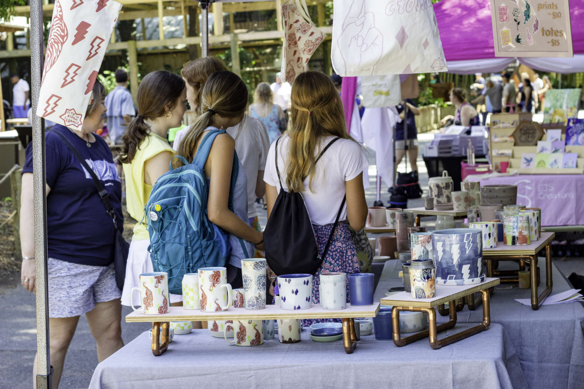 SHOP LOCALLY MADE GOODS AT THE ART GONE WILD MARKET - Zoo Atlanta