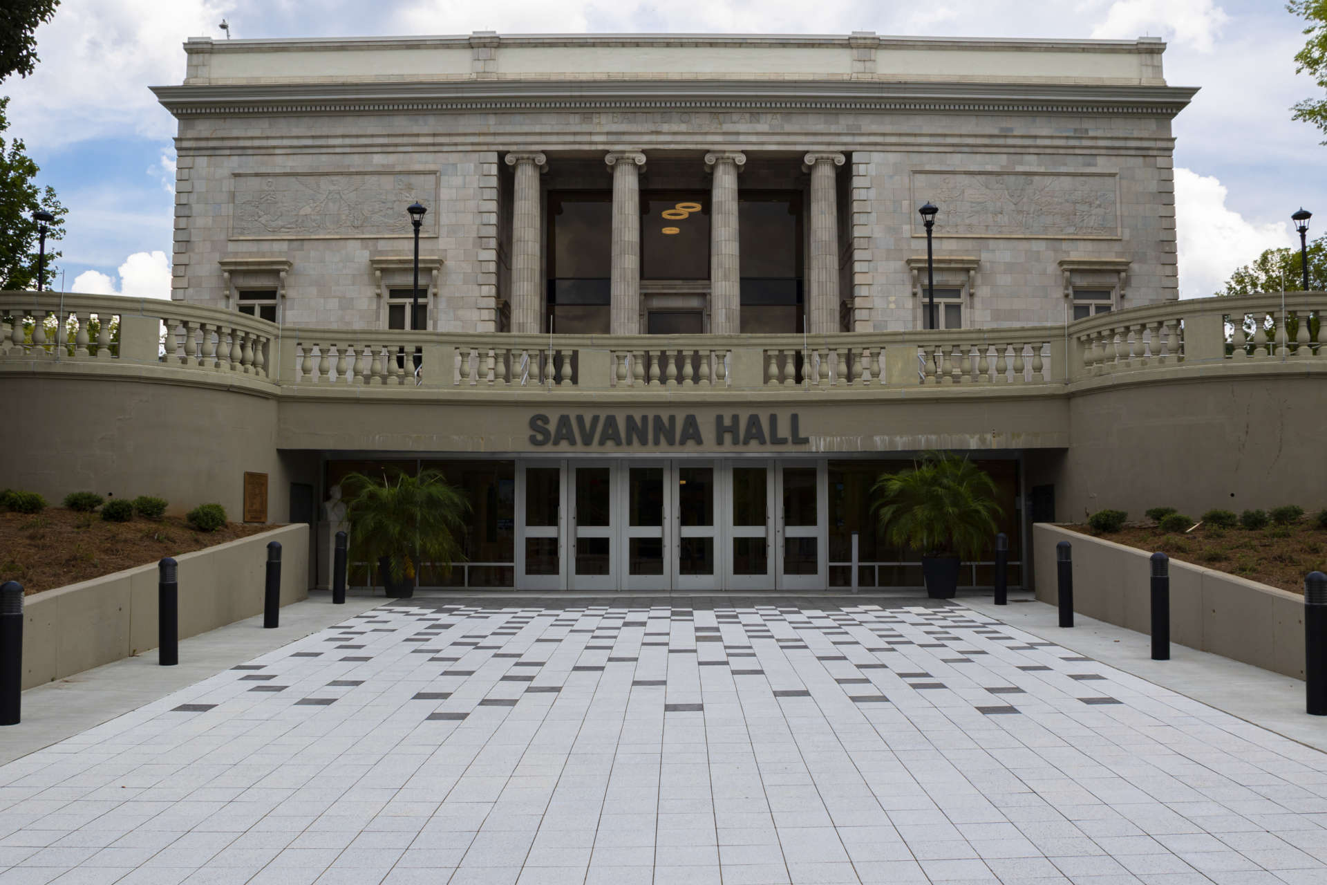 Savanna Hall - Zoo Atlanta